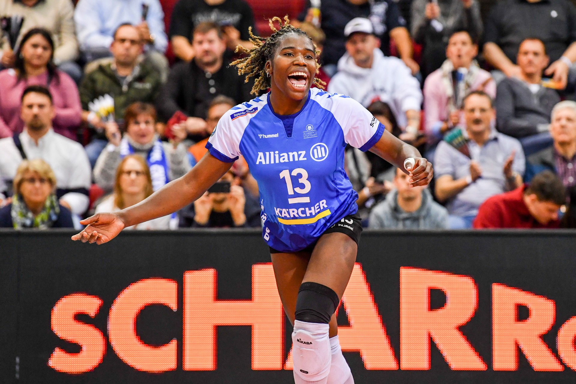 Krystal Rivers greift eine weitere Saison für Allianz MTV Stuttgart an ...